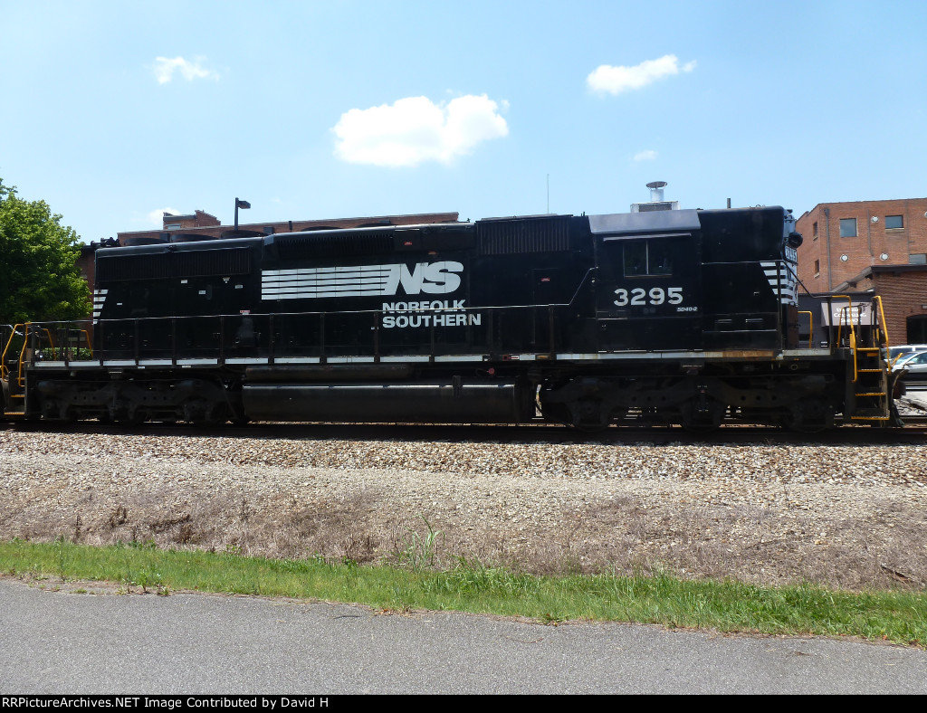 NS 3295
